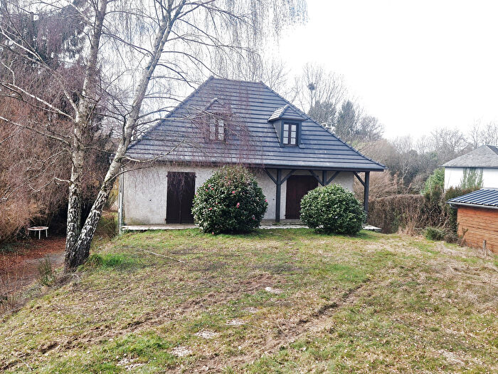 Maison à vendre - Albussac - 6 pièces - 4 chambres