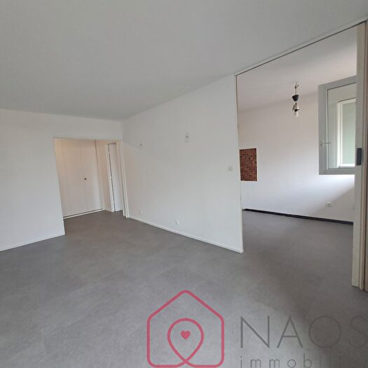 Appartement 2 pièces à Lîle-Saint-Denis, Centre Nord, à vendre