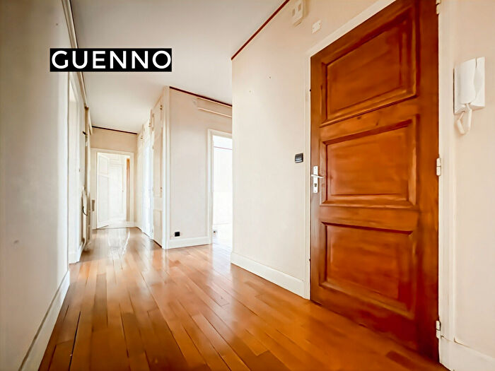 Appartement à vendre - Quartiers Centre, Centre-ville - 5 pièces - 3 chambres