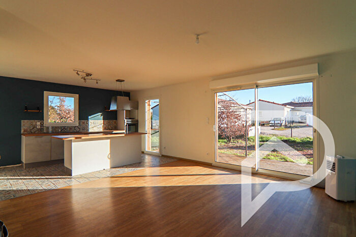 Maison à louer - Samatan - 4 pièces - 3 chambres