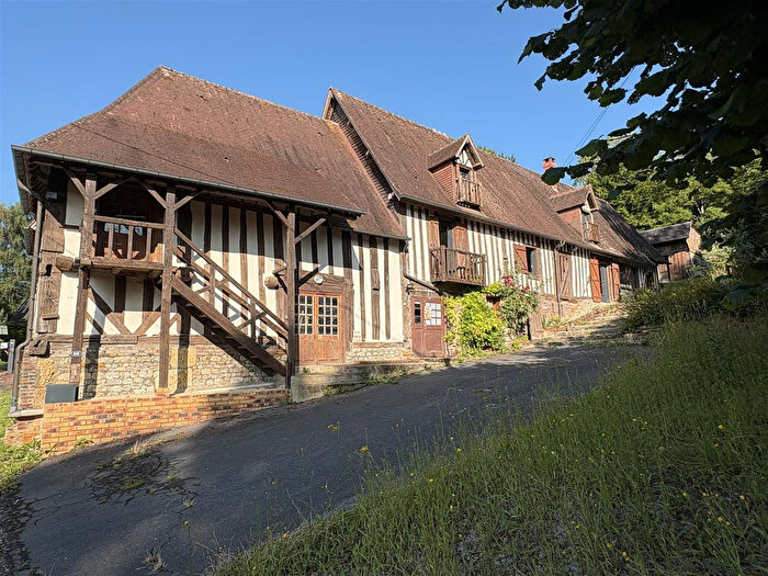 Maison à vendre - Vimoutiers - 7 pièces - 2 chambres