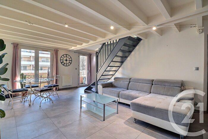 Appartement à vendre - Craponne - 3 pièces - 2 chambres