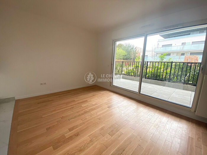 Appartement à louer - Le Chesnay, Saint-Antoine de Padoue - 1 pièce