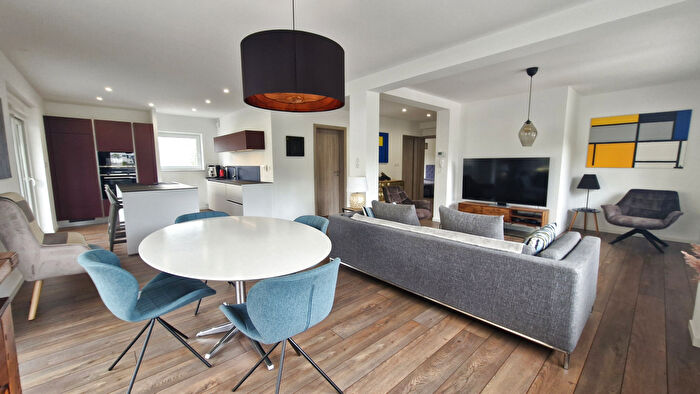 Maison à vendre - Rixheim, Centre-ville, Gare - 8 pièces - 5 chambres