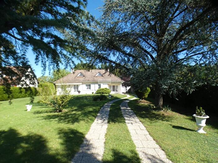 Maison 6 pièces à Ferrières-en-Gâtinais, à vendre