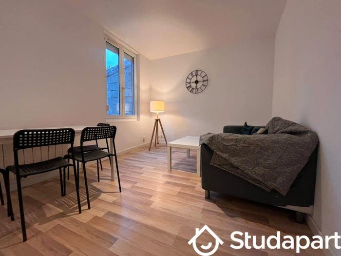 Centre-Léon Bourgeois, Châlons-en-Champagne - Appartement 2 pièces à louer