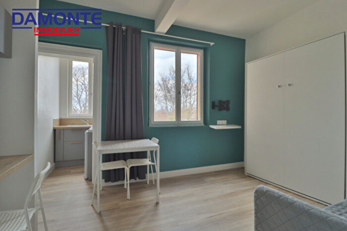Troyes, Cathédrale : Appartement 1 pièce à louer