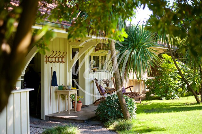 Maison 7 pièces à Andernos-les-Bains, Broustey, Falgouët, à vendre