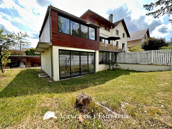 Maison 5 pièces à louer à Rueil-Malmaison, Richelieu, Chataigneraie