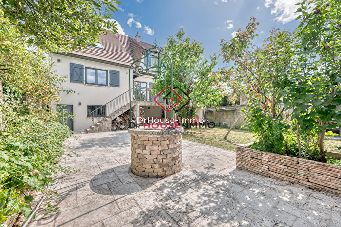 Maison à vendre - Gournay-sur-Marne - 7 pièces - 4 chambres