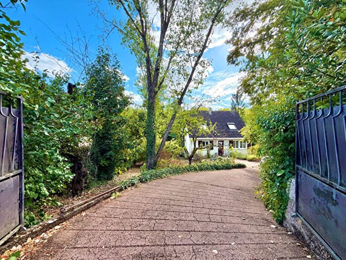 Maison 6 pièces à vendre à Gallardon