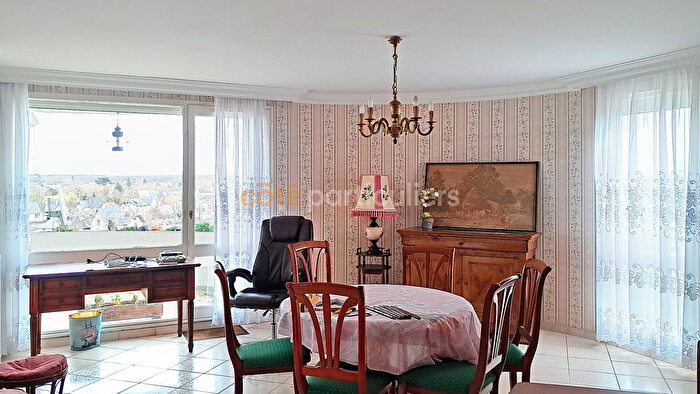 Appartement à vendre - Montargis, Cité, Plateau - 6 pièces - 3 chambres