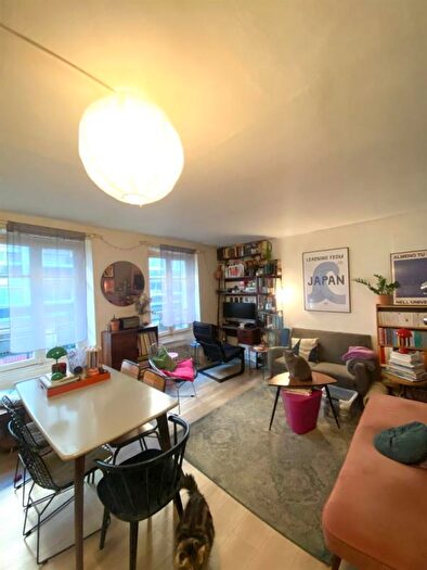 Appartement à louer - Paris e , Belleville, Saint-Maur - 2 pièces - 1 chambre