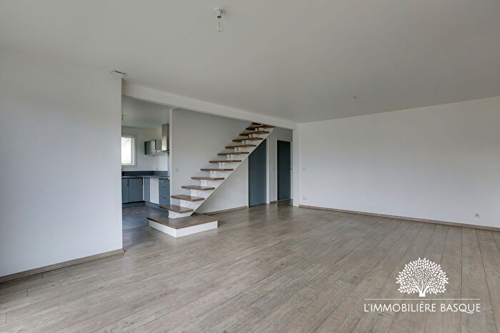 Maison 4 pièces à vendre à Bassussarry