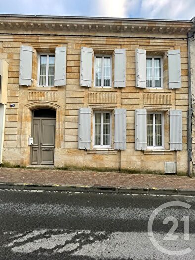 Maison à vendre - Coutras - 8 pièces - 3 chambres