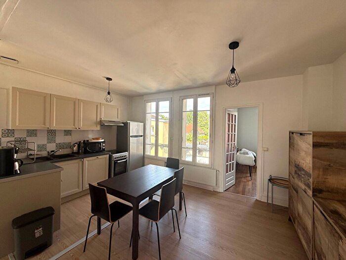Gabriel Péri-Estienne d'Orves, Colombes - Appartement 3 pièces à louer
