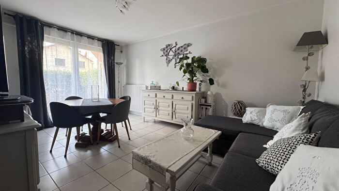 Appartement à vendre - Livry-Gargan, Centre-ville - 2 pièces - 1 chambre