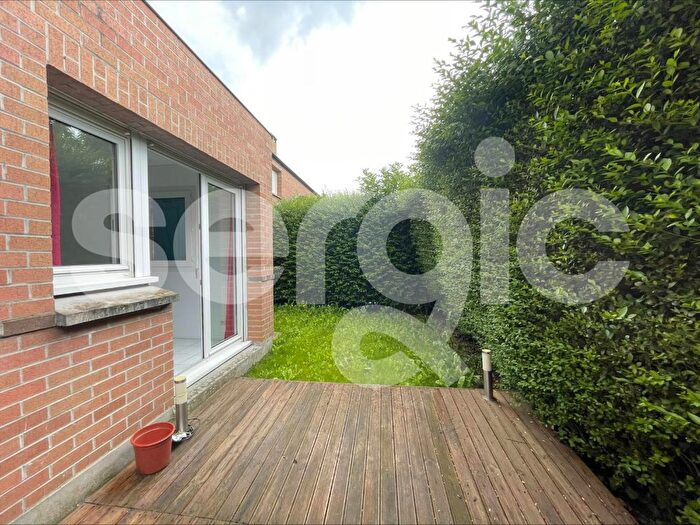 Maison à louer - Lille, Bois Blanc - 5 pièces - 4 chambres