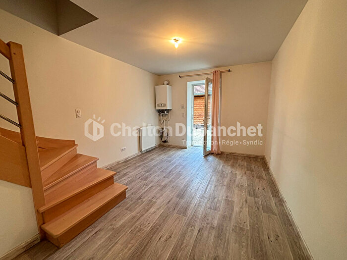 Appartement à louer - Renaison - 3 pièces - 2 chambres