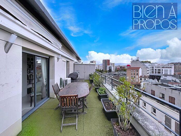 Appartement à vendre - Asnières-sur-Seine, Centre-ville - 3 pièces - 2 chambres