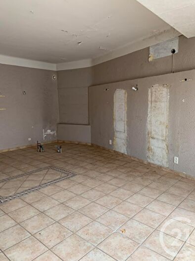 Appartement à louer - Bagnols-sur-Cèze, Bourgneuf - 2 pièces - 1 chambre