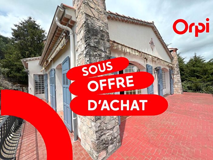 Le Bar-sur-Loup : Appartement 3 pièces à vendre