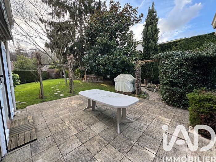 Maison à vendre - Luzarches - 7 pièces - 5 chambres