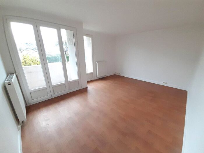 Appartement à louer - Centre Ville, Maurepas - 3 pièces - 2 chambres