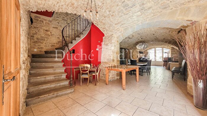 Maison à vendre - Uzès - 10 pièces - 4 chambres