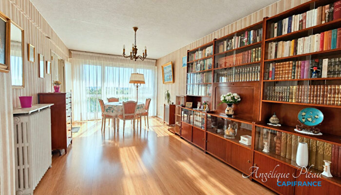 Appartement 5 pièces à vendre - Thiais, Centre-ville