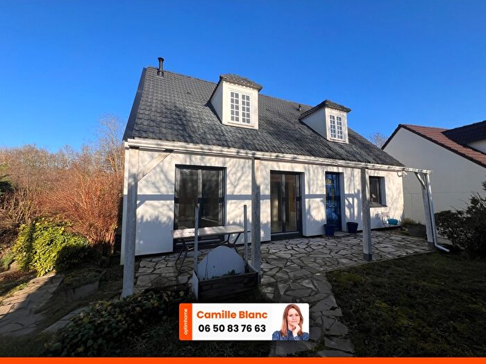 Maison à vendre - Chartainvilliers - 8 pièces - 6 chambres