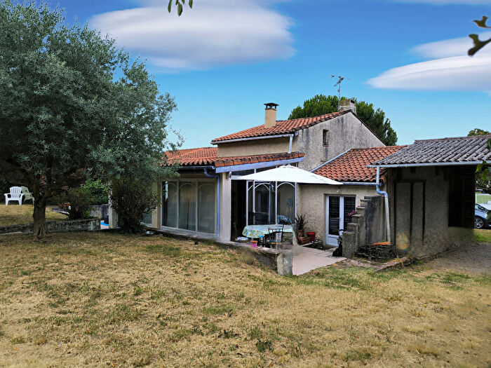 Maison à vendre - Saint-Sauveur - 4 pièces - 2 chambres