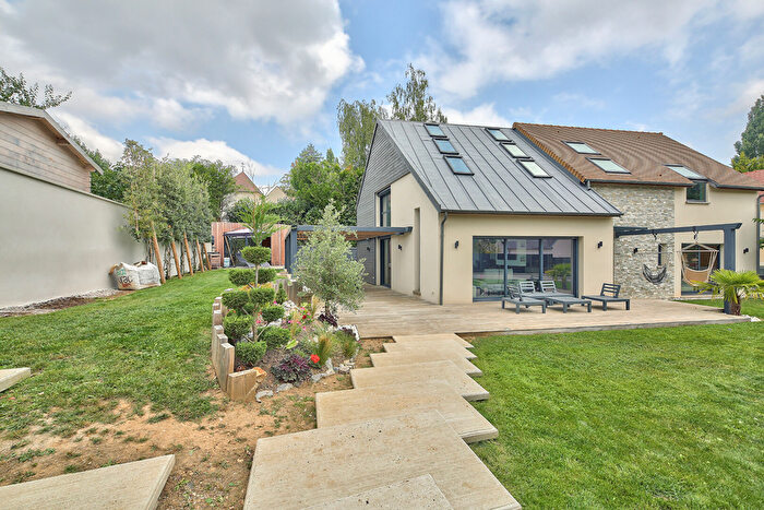 Maison à louer - Orgeval - 5 pièces - 3 chambres