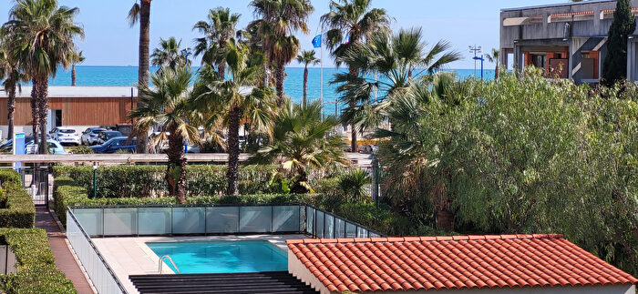 Appartement à vendre - Villeneuve-Loubet, Plage - 2 pièces - 1 chambre