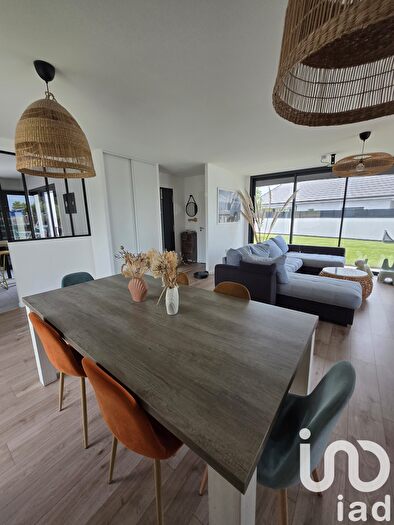 Maison à vendre - Estos - 5 pièces - 4 chambres