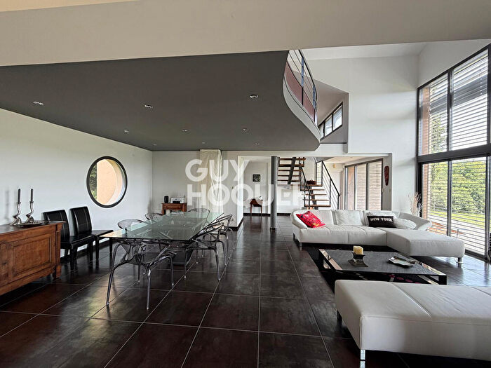 Maison 8 pièces à Sassangy, à vendre