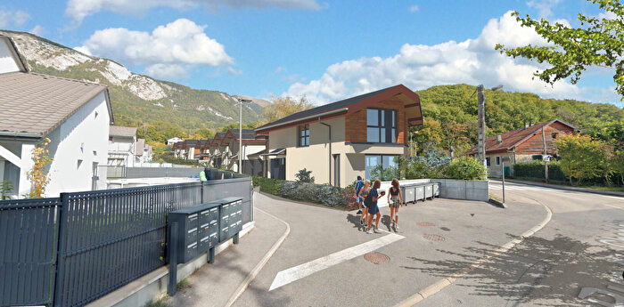 Maison à vendre - Bonneville - 5 pièces - 4 chambres