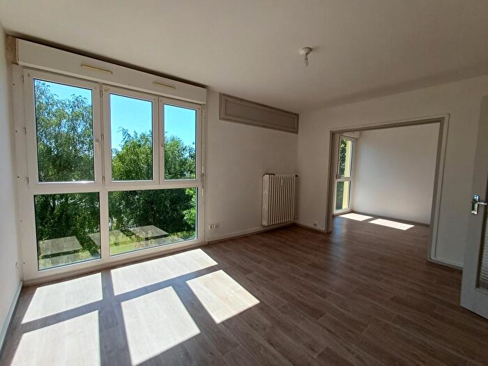 Lure : Appartement 5 pièces à louer