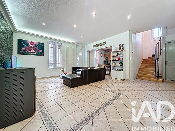 Maison à vendre - Pézilla-la-Rivière - 5 pièces - 3 chambres