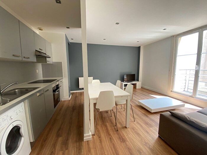Appartement 3 pièces à Vieux Lille, à louer