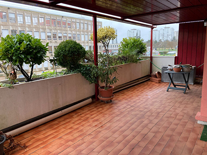 Appartement à vendre - Poitiers, Couronneries - 4 pièces - 2 chambres