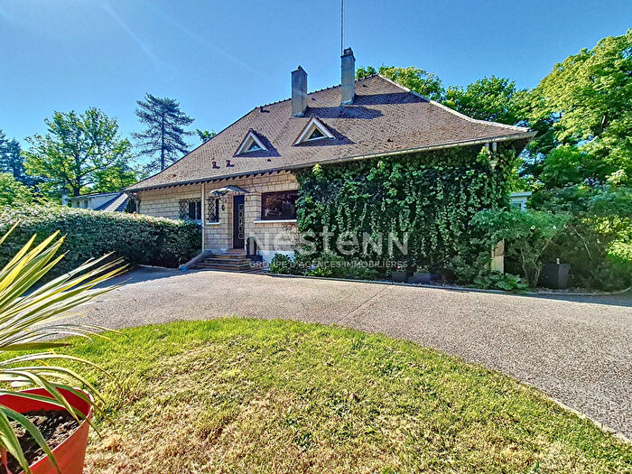 Maison à vendre - Lamorlaye - 7 pièces - 4 chambres