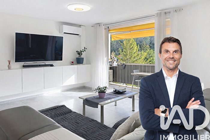 Appartement à vendre - Carnoux-en-Provence - 4 pièces - 3 chambres