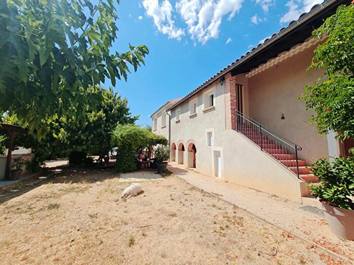 Maison 5 pièces à vendre à Saint-Julien-les-Rosiers