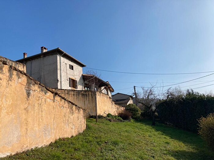 Chevinay - Maison 8 pièces à vendre