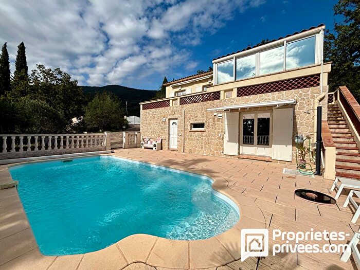 Maison à vendre - Seillans - 4 pièces - 3 chambres