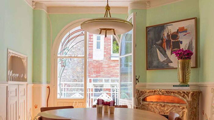 Appartement à vendre - Paris e , Auteuil-Nord, Jasmin, Mirabeau - 3 pièces - 1 chambre