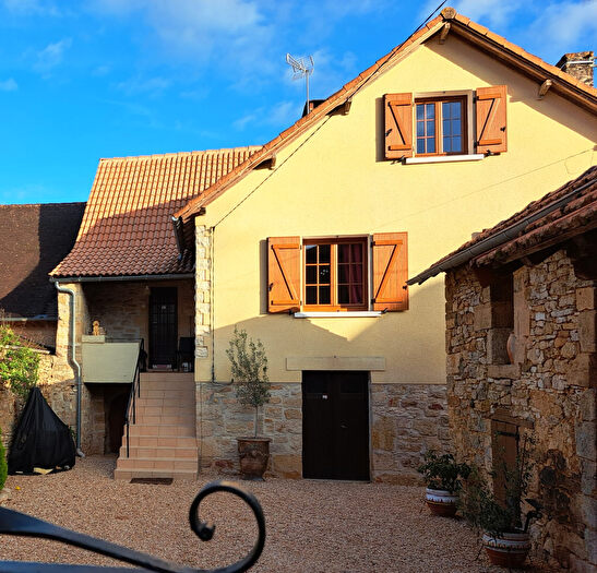 Maison à vendre - Tourtoirac - 6 pièces - 3 chambres