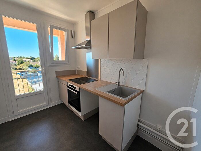 Châteauroux, Le Lac, Saint-Jean : Appartement 2 pièces à louer