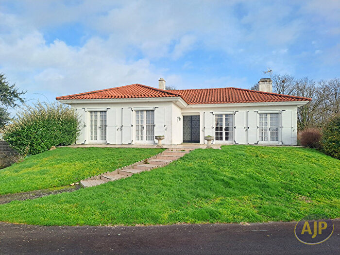 Maison à vendre - Challans, Croix Maraud - 5 pièces - 3 chambres